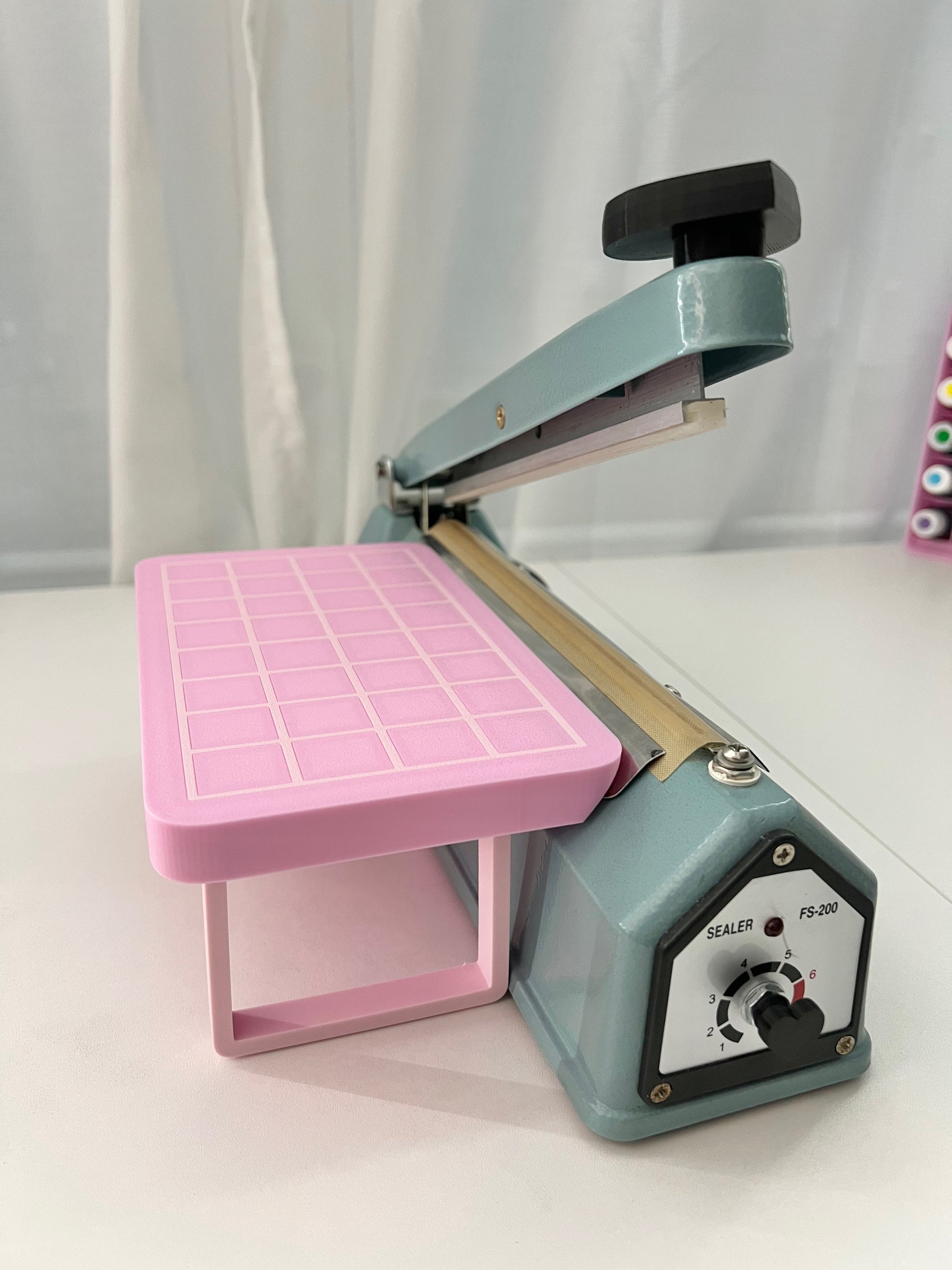 Heat Sealer Table | Akiri 3D